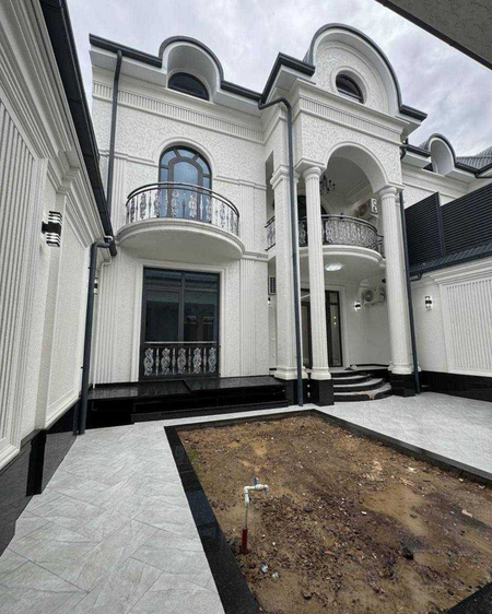 V2497 ПРОДАЕТСЯ ДОМ на Бадамзаре 3 соток 10 комнат 4 этажный