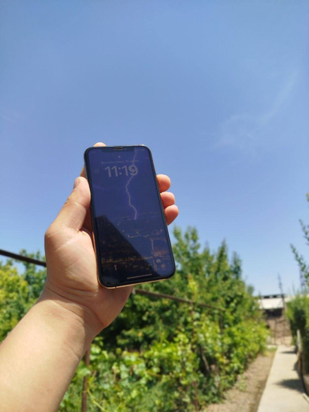 Iphone xs tinniq