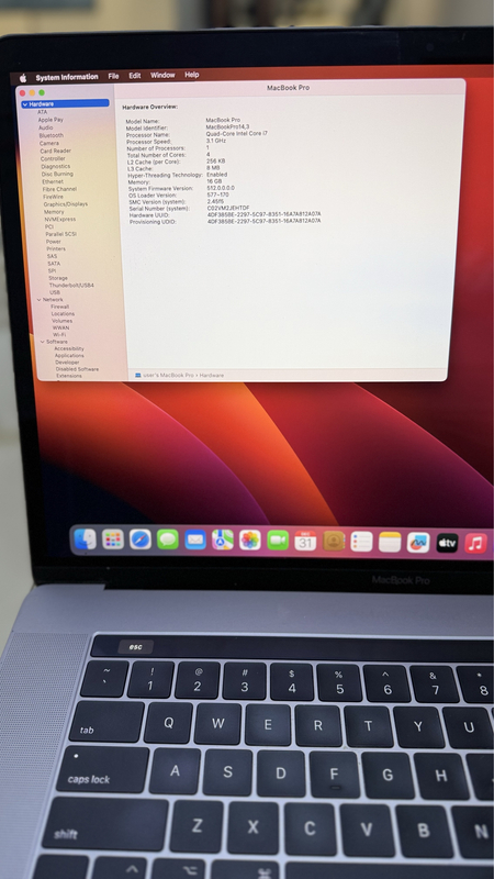 macbook pro 15 core i7