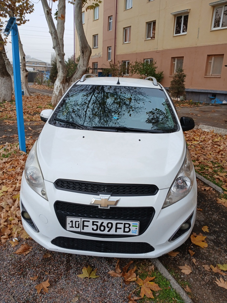 Spark srochna sotiladi