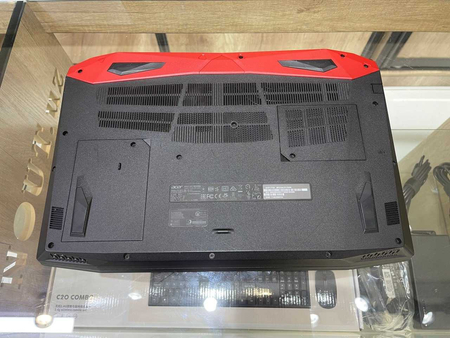 Acer PREDATOR HELIOS 300 Intel CORE i7-17700HQ 8гб, 240ssd