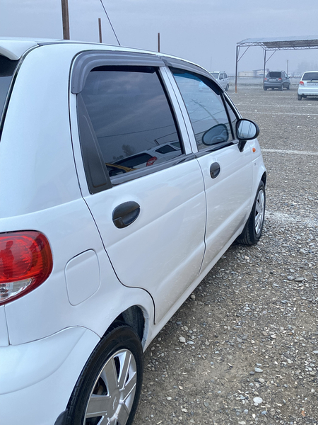 Matiz luks arqa oldi pechat