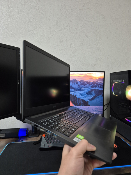 Acer aspire 3 i7 10th gen Nvidia Mx230