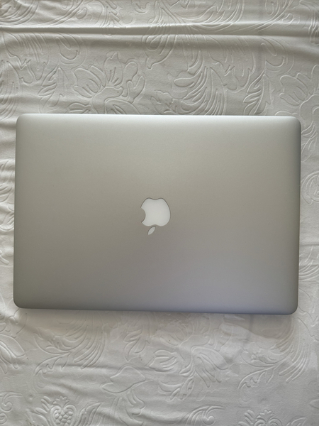 Продается Macbook  pro