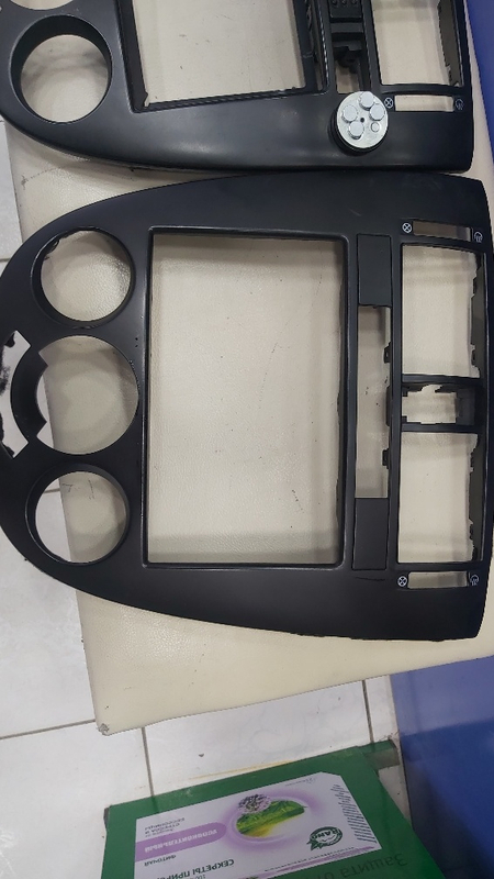 Gentra monitor ramka