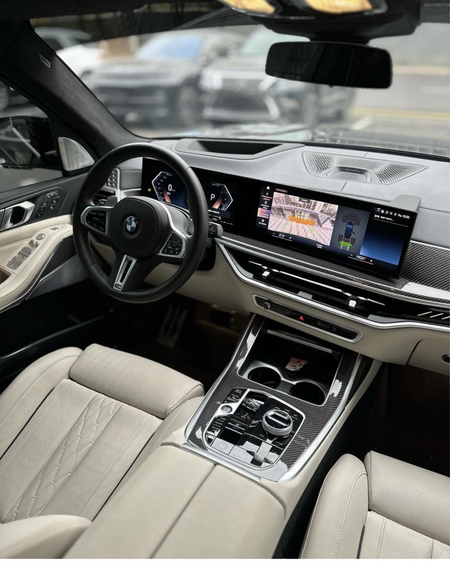 BMW X7 M60i 2023
