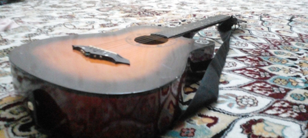 Gitara Akustika  Акустическая гитара ПОЧТИ НОВАЯ!!!