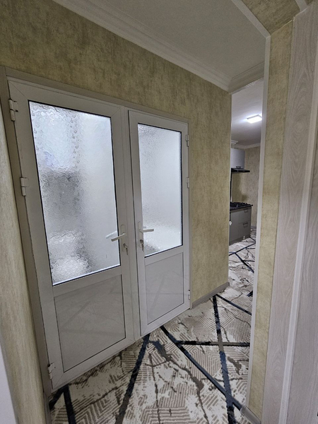 Срочно продаётся 2х комнатная квартира в центре самарканда