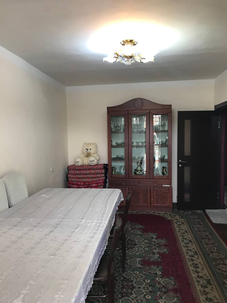 Продается квартира Янги хает район 3а 19/79