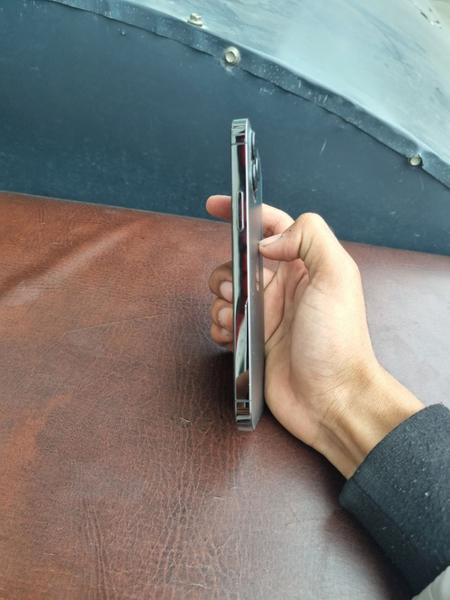 iphone   12 pro