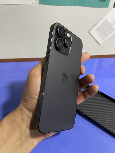 Iphone 14pro max 128gb.