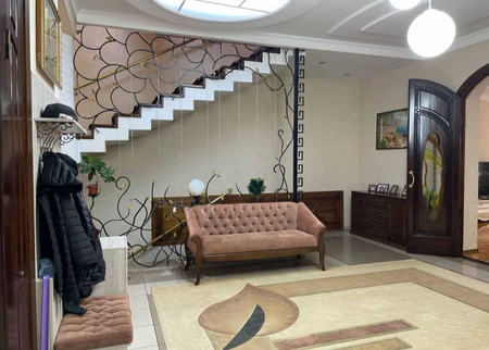 Продаётся Евродом в Яккасарае Итальянское Посольство 6-соток (N 10380)