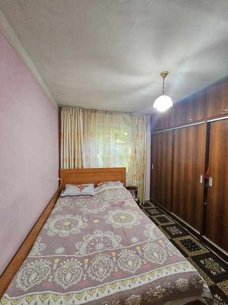 Продается квартира 4/2/4