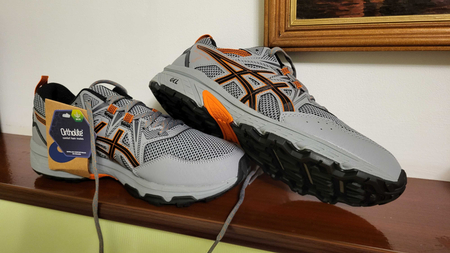 Мужские кроссовки ASICS Gel-Venture 8