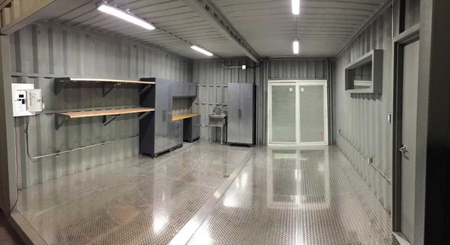 Maishiy va elektron uskunalar uchun ustaxona. Мастерская из контейнера