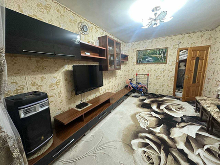 Продаётся 2х комнатная квартира заходи и живи