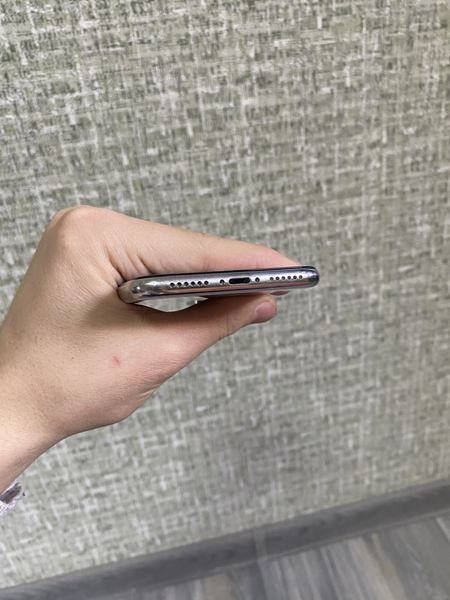 Iphone X ideal sotiladi