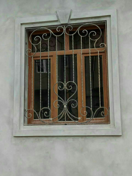 Panjaralar yasab beriladi