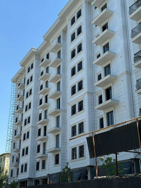 Ор-р МегаПланет,Продам большую 1-комнатную квартиру на Юнусобаде(0111)