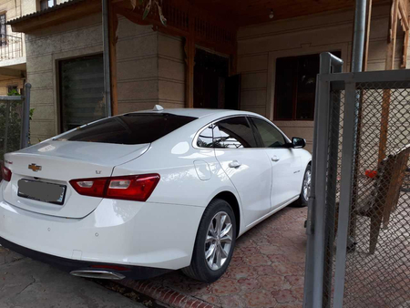 Malibu 2 Turbo 1.5 -  2020 йил 28000 км юрган