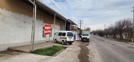 Хасанбой Абдурохмонов 4.2сотих фасад 13м можно под офис магазин