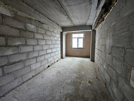 3 хоналик 3 этаж теракзор