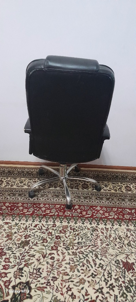 Продаётся офисное кресло