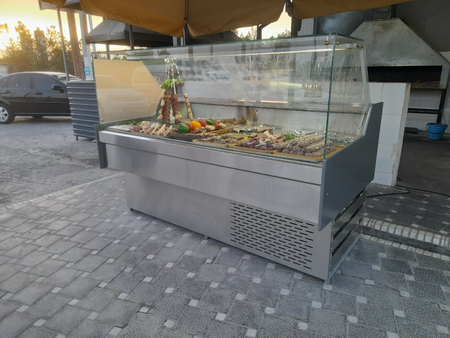 Vitrina holodinik