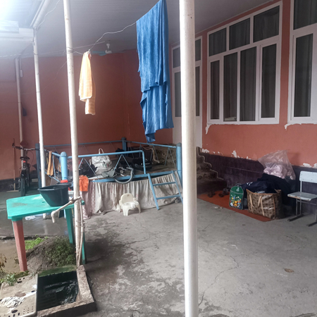 Yerli uy sotiladi