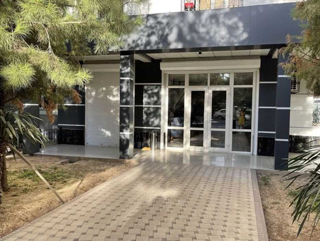 Аренда офиса 120 м² на Юнусабадском районе улица Амир темура  (J2955)
