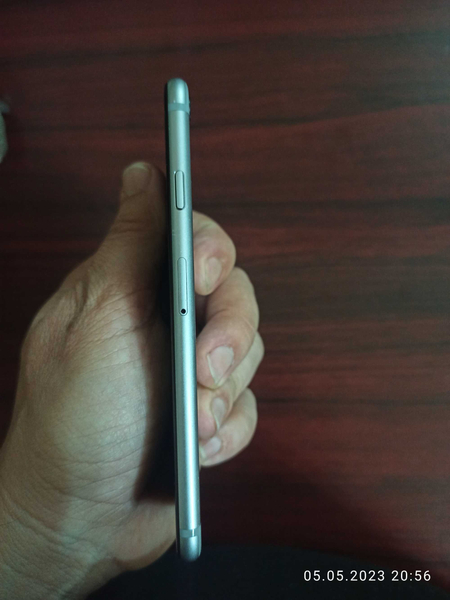 Продам iphone 6 64 gb silver