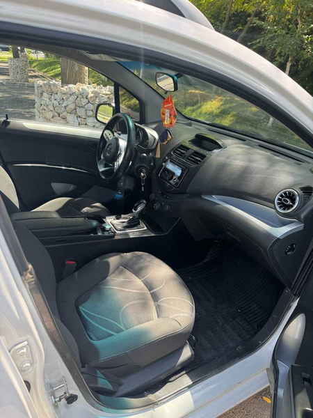 Chevrolet spark 2021