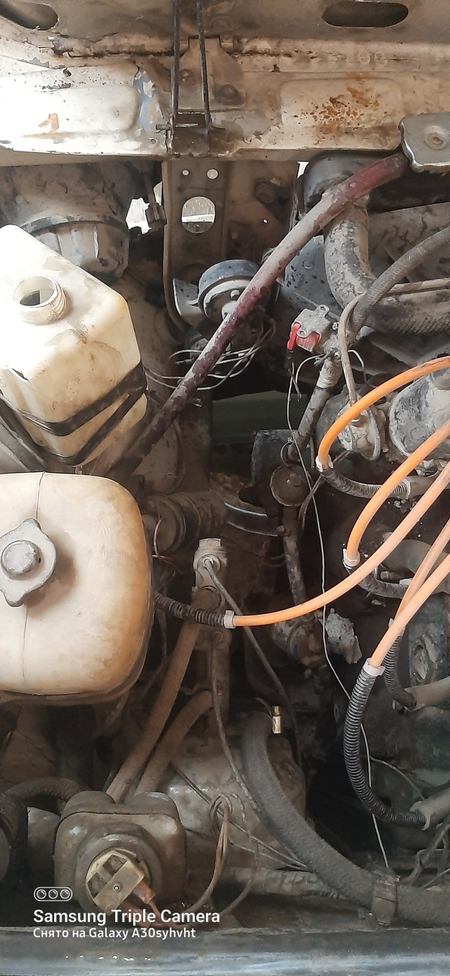 Vaz 2104 avarenniy xojatda sotiladi yili 1990 kim qanchaga oladi