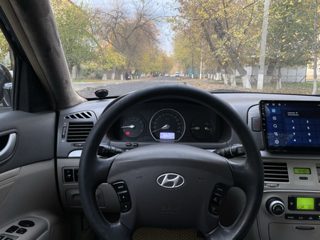Hyundai sonata sotiladi ideal xolatda