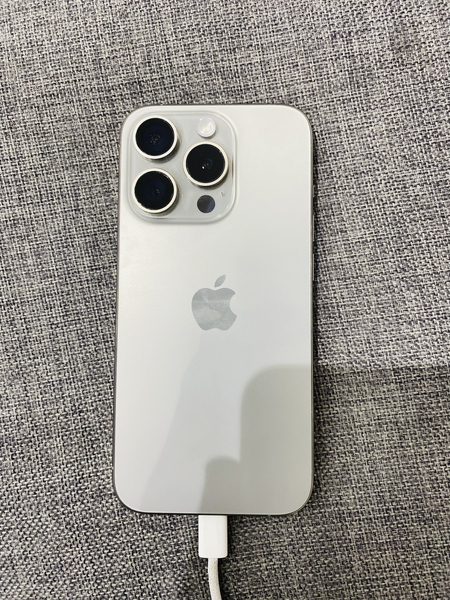 Iphone 15 Pro 256gb 9-Sikl Natural CH/A 100% Apple Expert