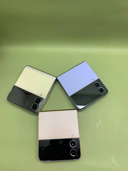 Samsung flip 4 256gb
