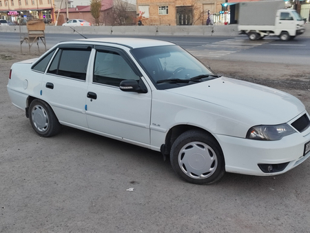 Dons 1.6 sotiladi