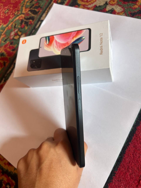 Redmi Note 12 sotiladi\\n\\nHolati: Yaxshi saqlangan, yangi holatda\\n\\nEkran