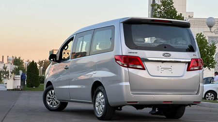 2023 JAC M4 AVTOMAT FULL Pozitsiya