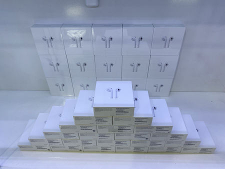 Наушник Airpods 2.1 Новый запечатанный оригинал