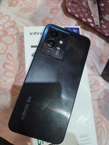 Продаю телефон Infinix Note 12 Pro 5G