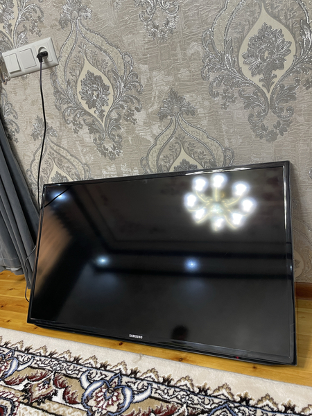 Televizor samsung 40 talik