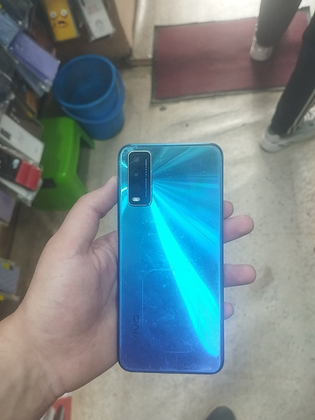 Vivo Y 20 sotiladi