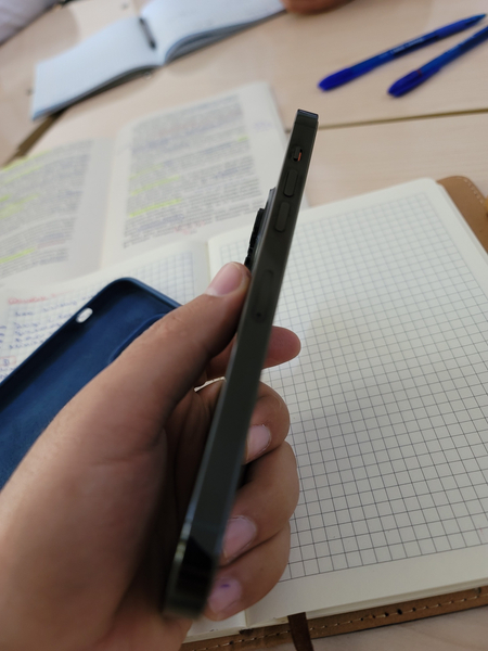 Iphone 14pro max qora ideal