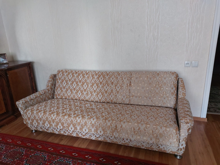 Мягкая мебель, диван и 2 кпесло