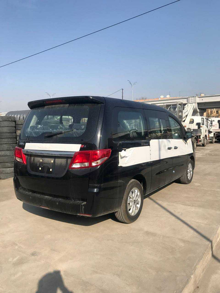 JAC M4 9 kishilik B kategoriya