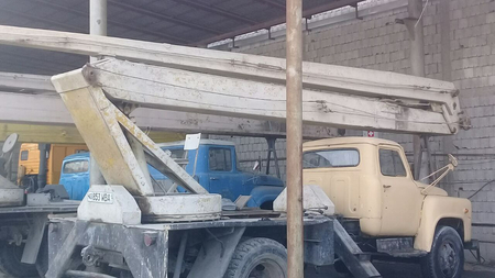 Avtokran  GAZ 53