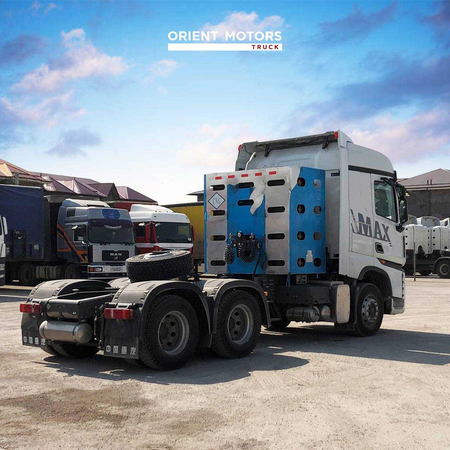 Тягач HOWO V7 CNG подушкалик арзон тягач