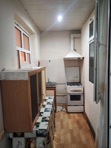 Аренда Юнусабад 15-кв 1*2/2/4 оилага ёки кизларга, болларга берилади