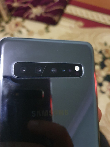 Samsung S10 5G 8/512gb.